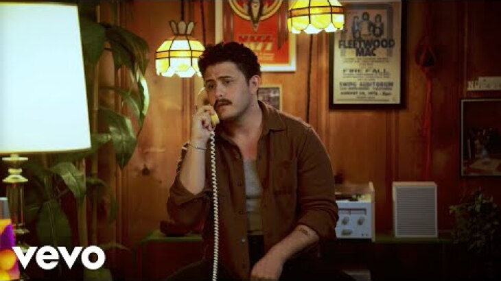 Roman Alexander gets emotional with new country comfort anthem "Pour ...